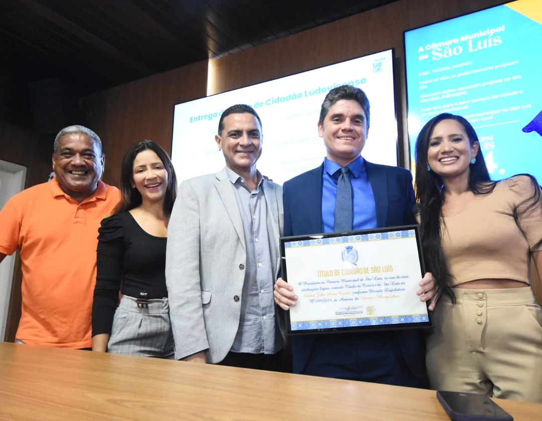 Jornalista John Cutrim é homenageado com o Título de Cidadão de São ...